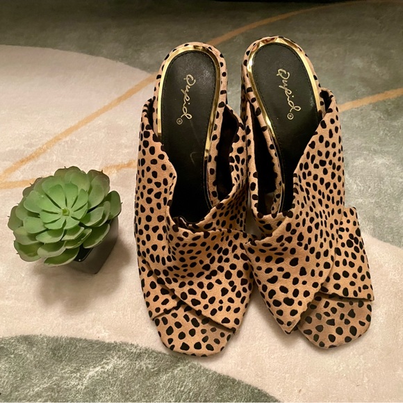 Shoes | Spotted Black Opentoed Shoes Chunk Heel | Poshmark